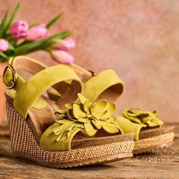 Sofft | Shoes | New Sfft Cali Wedge Sandal In Citron 492m | Poshmark